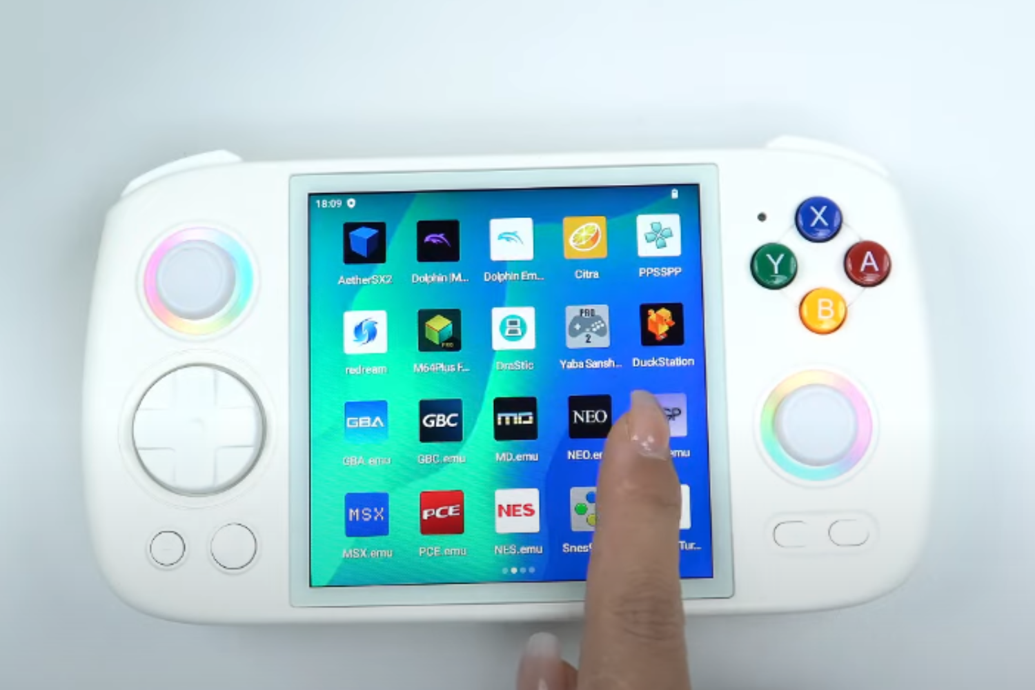 Anbernic RG CubeXX: Emulación retro accesible en una consola portátil ...